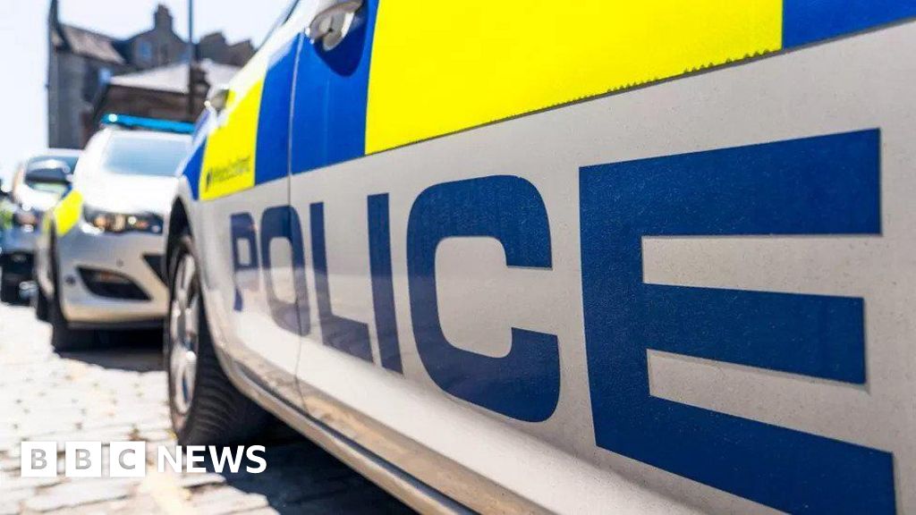 Tonbridge arson: Four arrested after cars set on fire