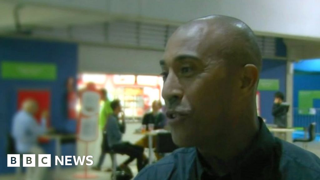 Colin Jackson: Olympics success 'will inspire youth' - BBC News
