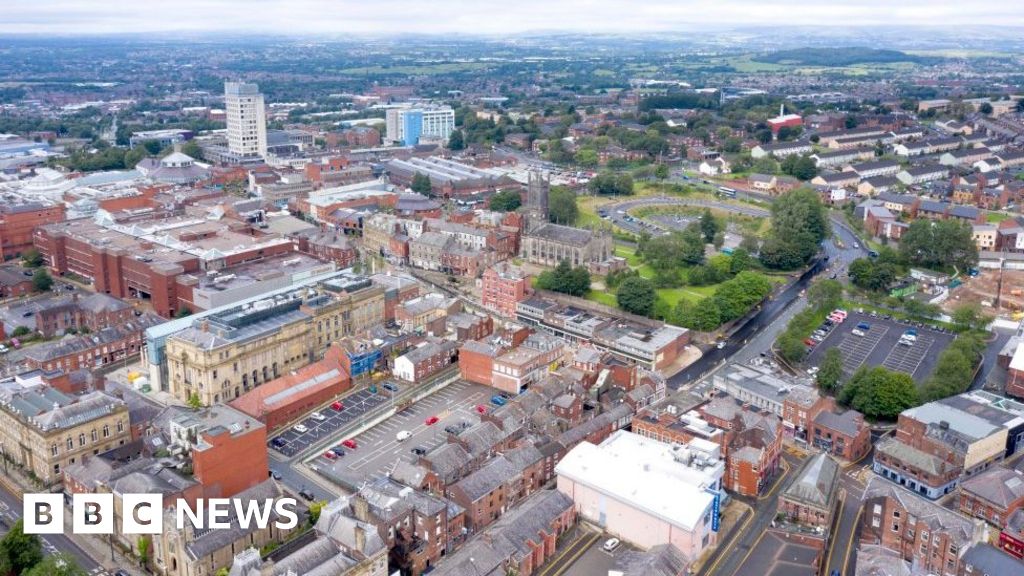 Local elections 2023: Oldham faces election uncertainty