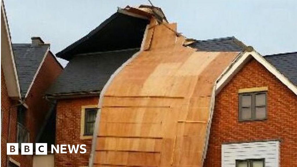 Storm Katie rips roofs off buildings in south of England - BBC News