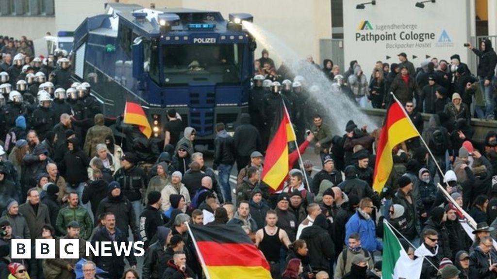 Cologne: Water cannon used at protests after New Year sex attacks - BBC ...