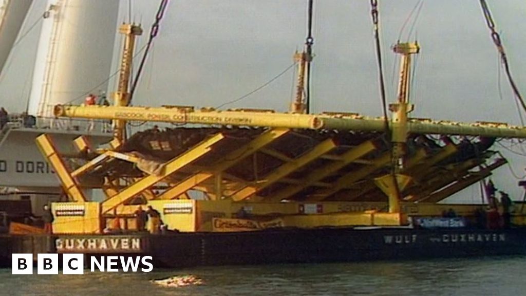 Mary Rose warship: Memories of raising sought on 40th anniversary - BBC ...