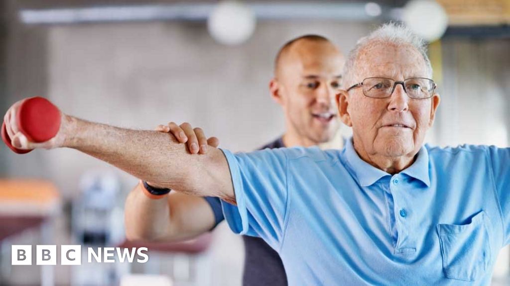 'Improve occupational therapy access in Wales,' report says - BBC News