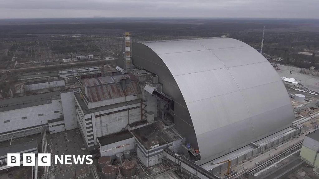 Chernobyl shield completion like 'closing a nuclear wound' - BBC News