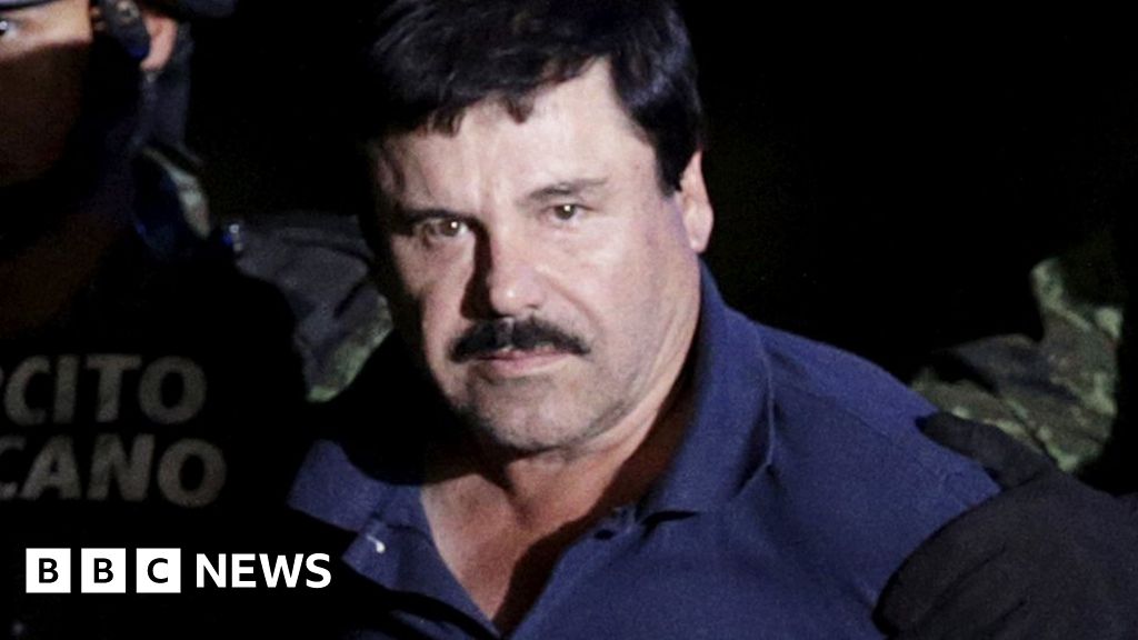 El Chapo: Mexico to extradite drug lord to US 'by February' - BBC News