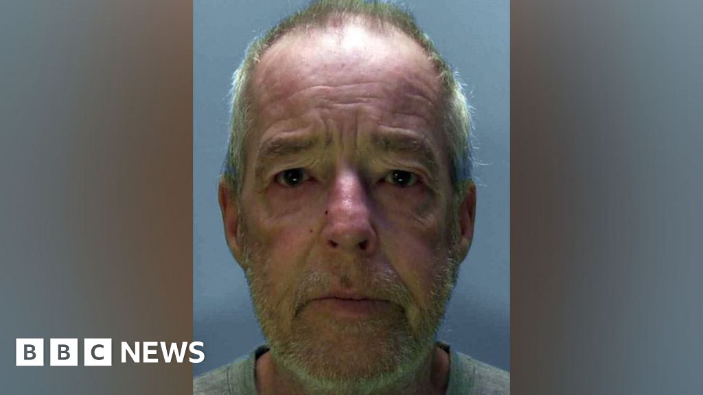 Sabrina Cooper: Man admits murder of grandmother found dead - BBC News