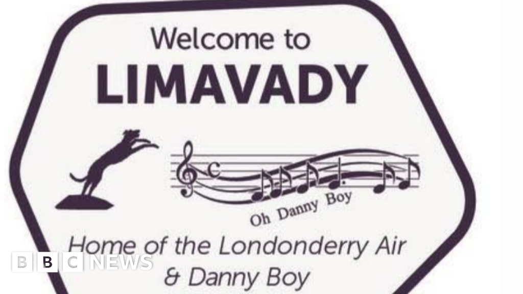 Limavady 'Danny Boy' sign sparks council name row - BBC News