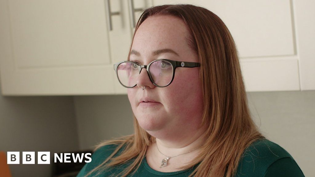 Jack Lis: Mum cannot describe image of son killed by dog - BBC News