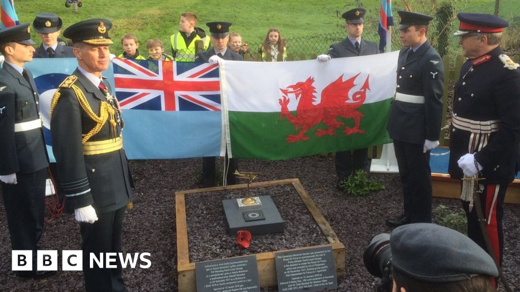 David Lloyd George's RAF legacy celebrated 100 years on - BBC News