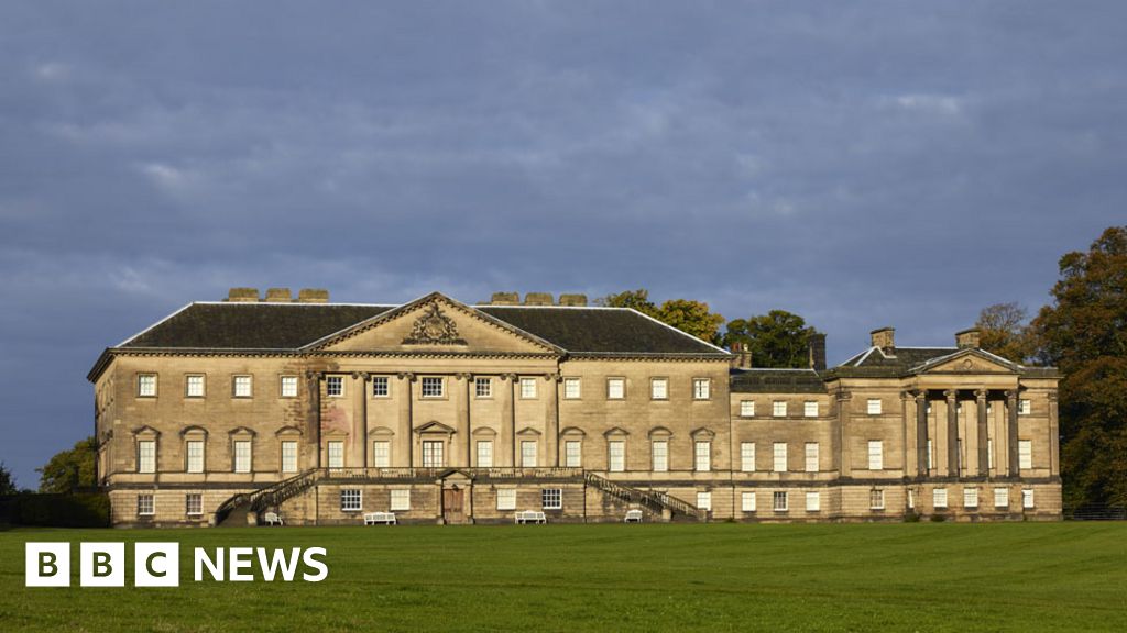 Nostell Priory's Chippendale 300th anniversary display - BBC News