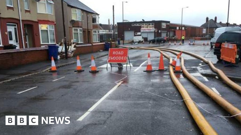 Doncaster suburb secures government funding to reduce flood risk - BBC News