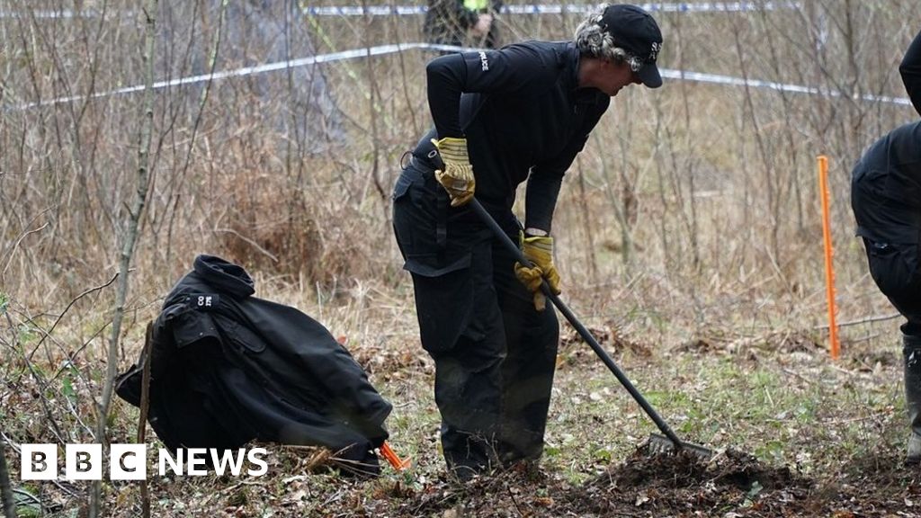 Sussex Police end woodland search for murdered man's body