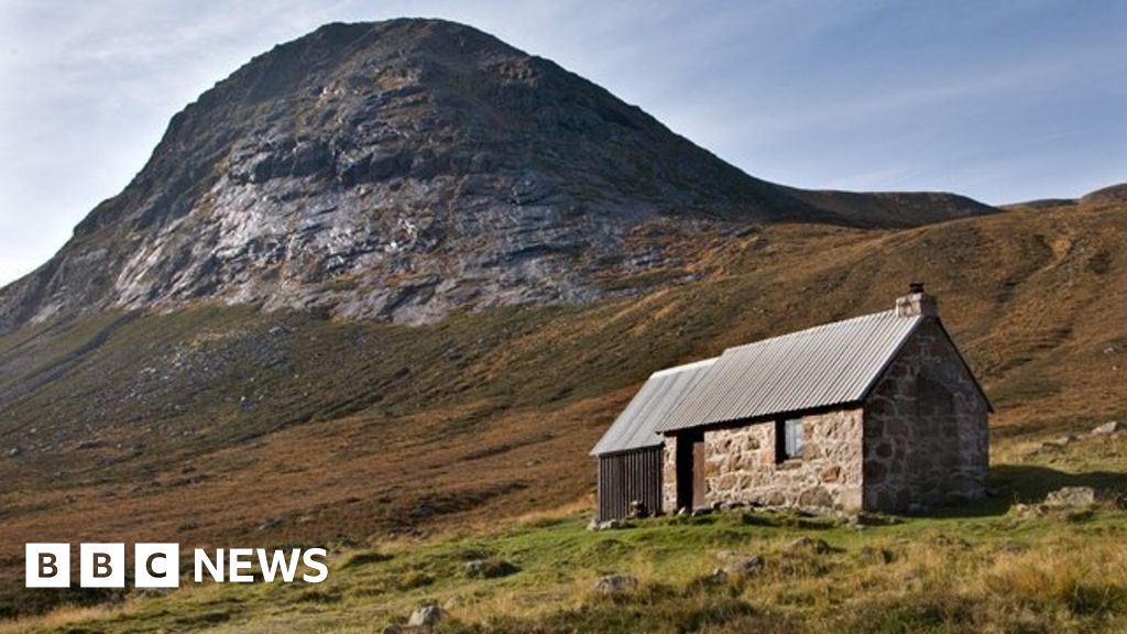 Anger at 'absolute filth' in Scotland's mountains - BBC News