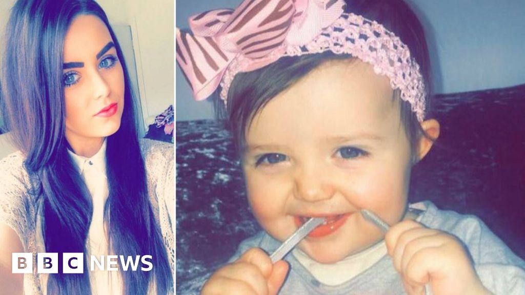 Grieving mum warns of teddy danger after daughter's death - BBC News