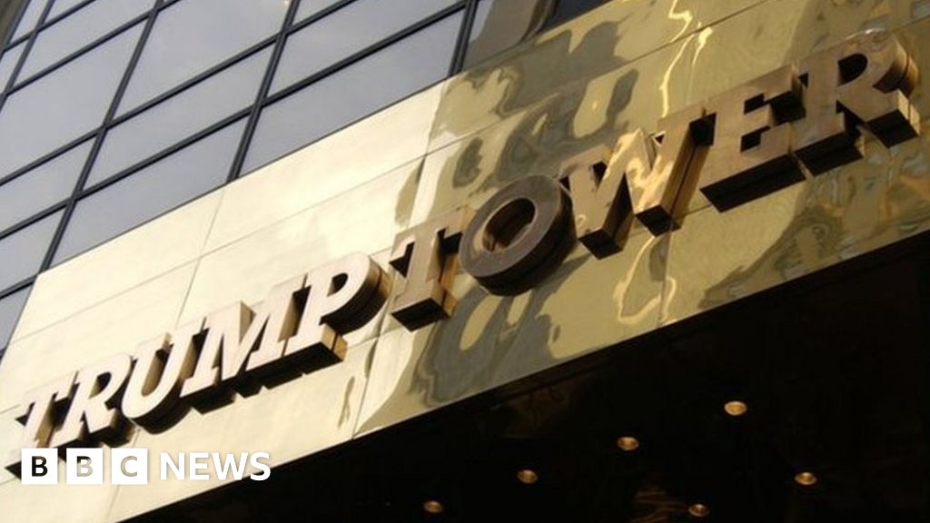 A cool welcome for Vancouver Trump Tower's grand opening - BBC News