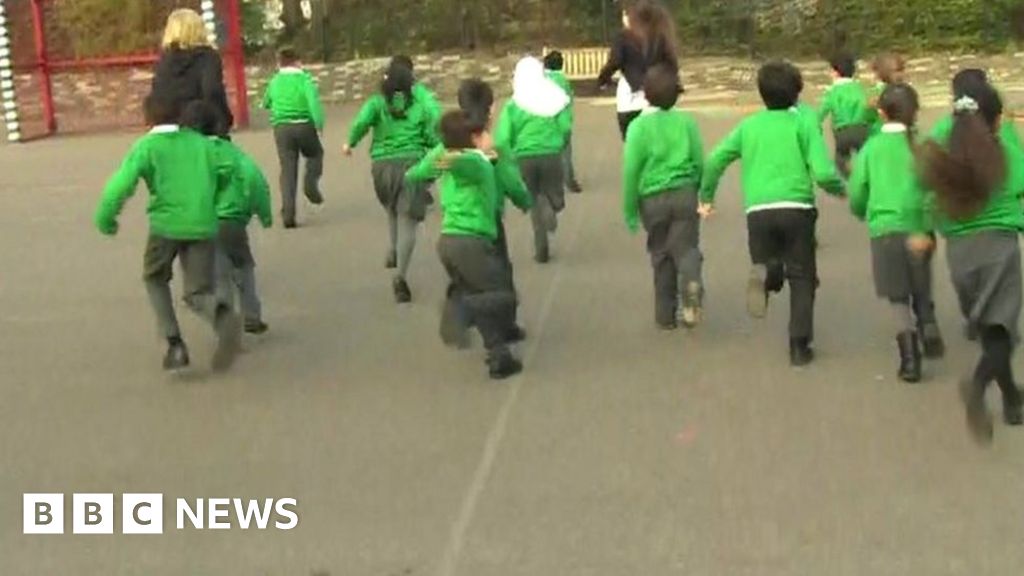 Mile a day campaign launched in UK primary schools - BBC News