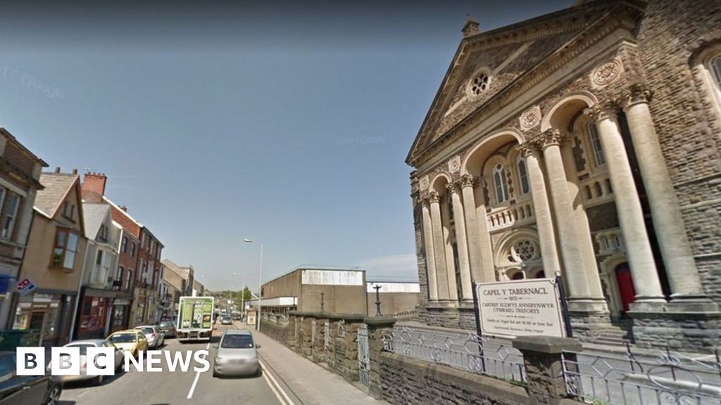 New bid to safeguard Swansea's Morriston heritage - BBC News