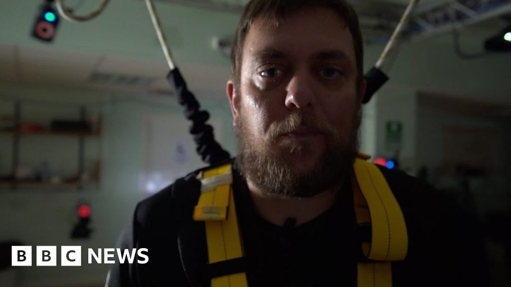 Could virtual reality help treat PTSD in veterans?