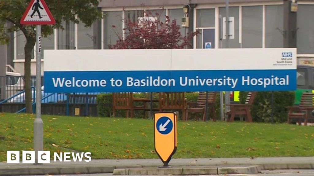 Basildon: Investigation begins into woman's childbirth death - BBC News