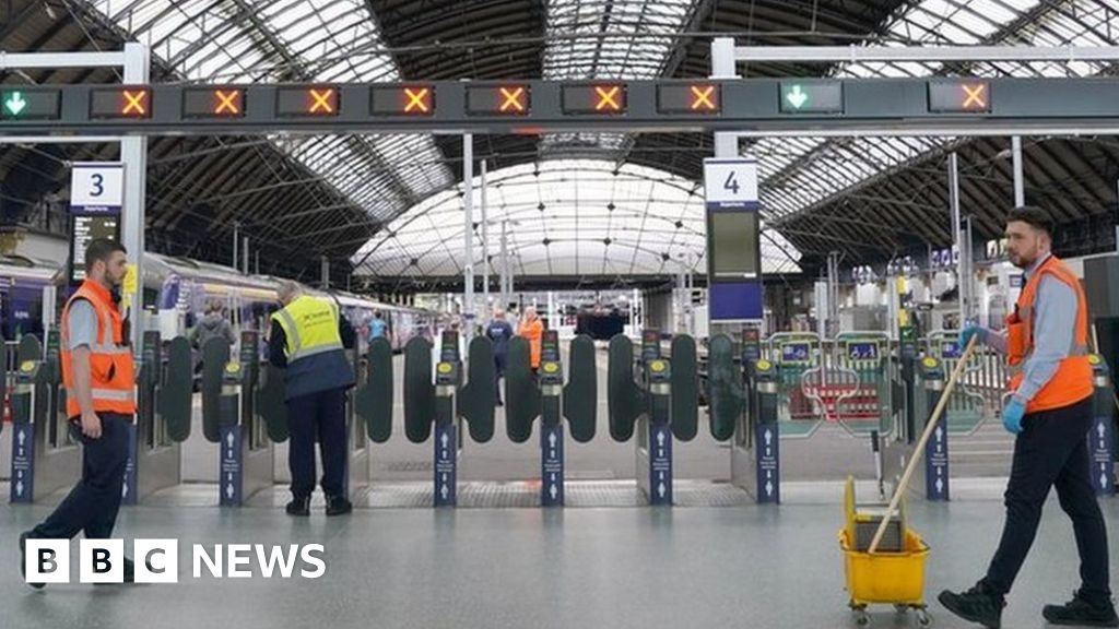 Network Rail strike: Passengers stay away as nine in 10 trains ...