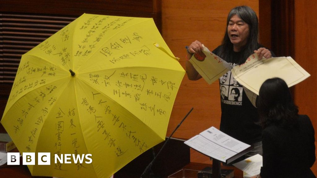 Hong Kong court disqualifies pro-democracy lawmakers