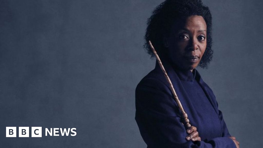 Black actress 'perfect' for Potter play - BBC News