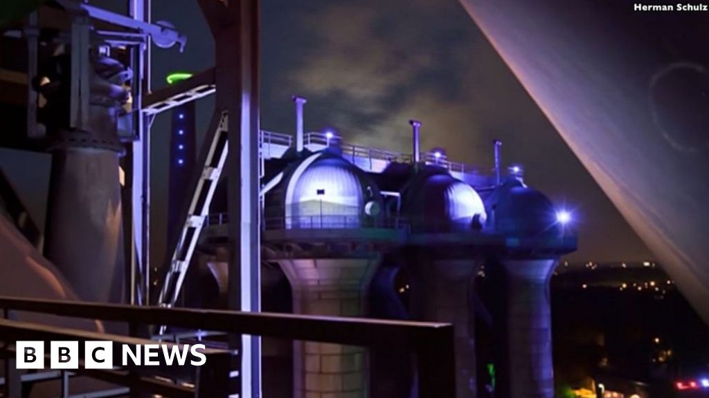 Redcar steelworks: Could the abandoned site become a park? - BBC News