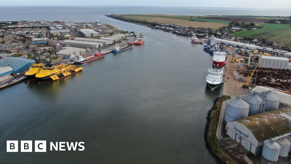 Montrose Port chosen for planned £5.2m offshore wind farm project