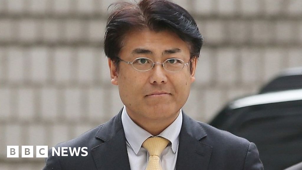 Japan journalist found not guilty of defaming S Korean president - BBC News