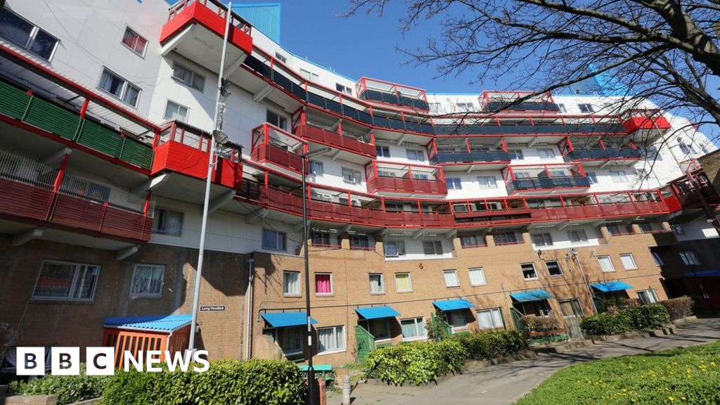 Byker Wall's £9.7m revamp completed - BBC News