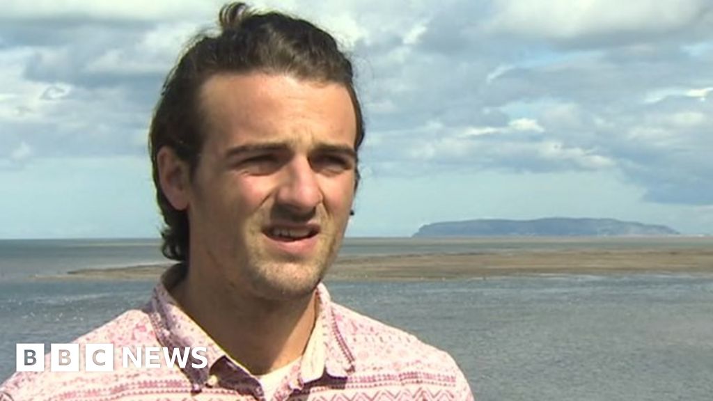 Anglesey tragedy prompts sea safety warning - BBC News