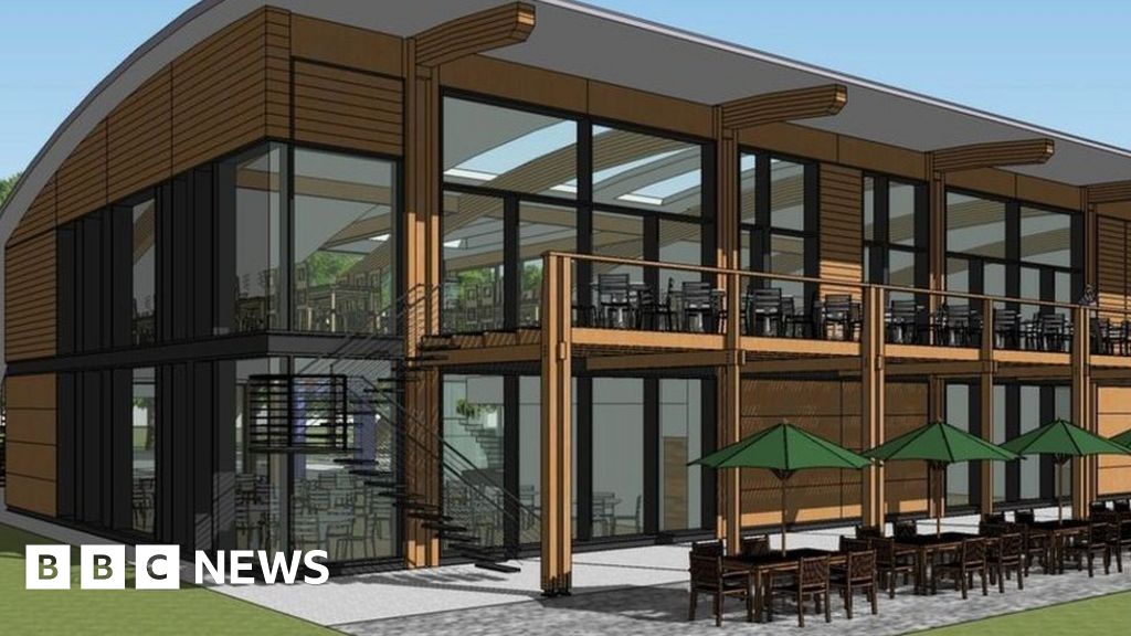 Yarm country club development plans back with council - BBC News