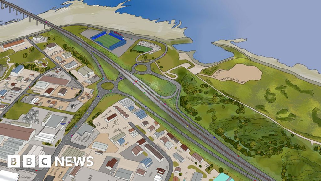 Options for 'bottleneck' Longman Roundabout in Inverness - BBC News