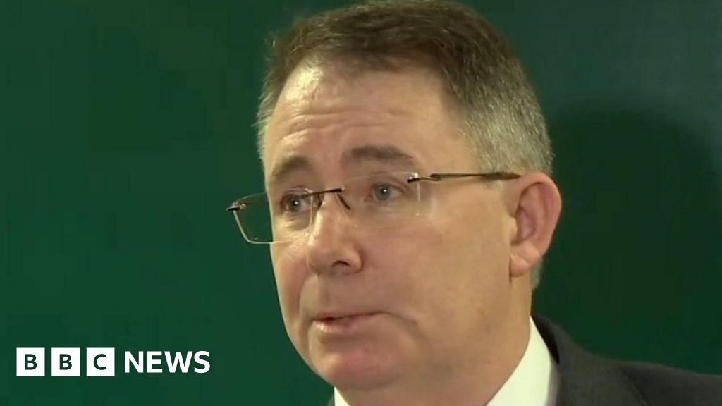 Warrenpoint murder: Victim was intended target, police believe - BBC News