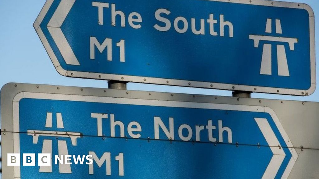 Man dies after crash with lorry on M1 near Milton Keynes