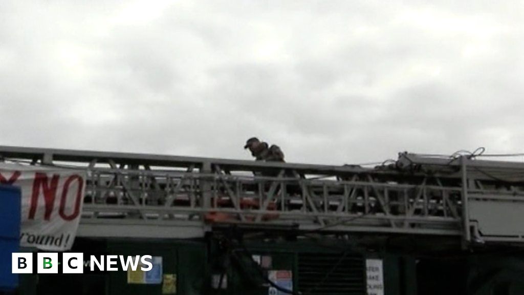 Protester appears in court over Sussex oil rig demonstration