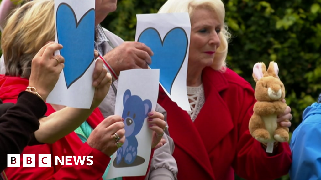 Alfie Steele: Service of remembrance held for murdered nine-year-old ...