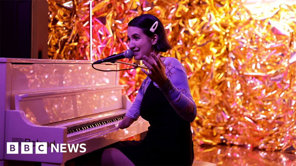 Victoria Canal: Ivors winner says music helps process disability - BBC News