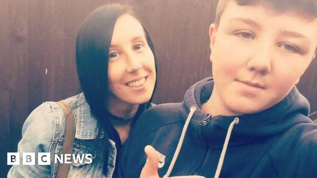 Reece Murphy inquest: Police failings over missing boy - BBC News