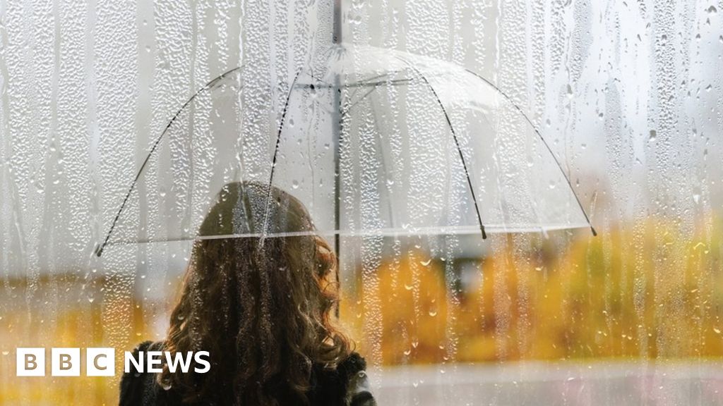 Wales weather: Heavy rain after yellow warning - BBC News