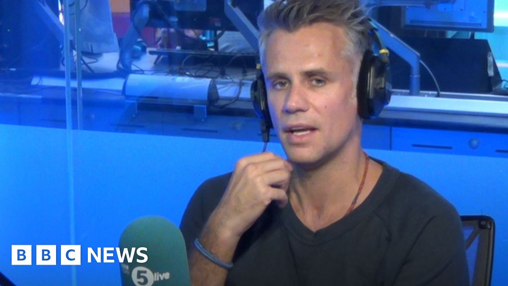Richard Bacon: 'I think I am an addict' - BBC News