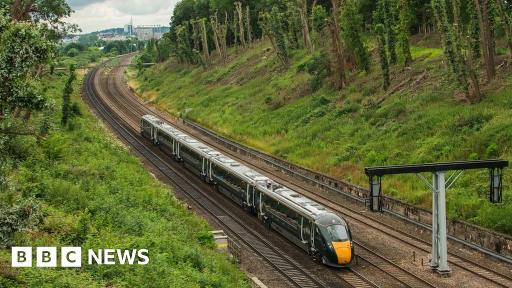 Bristol-bound GWR train driver went nearly 100mph over limit - BBC News