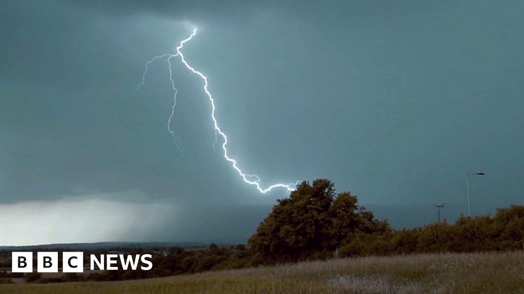 Dramatic storms captured on time-lapse by Bedfordshire film-maker