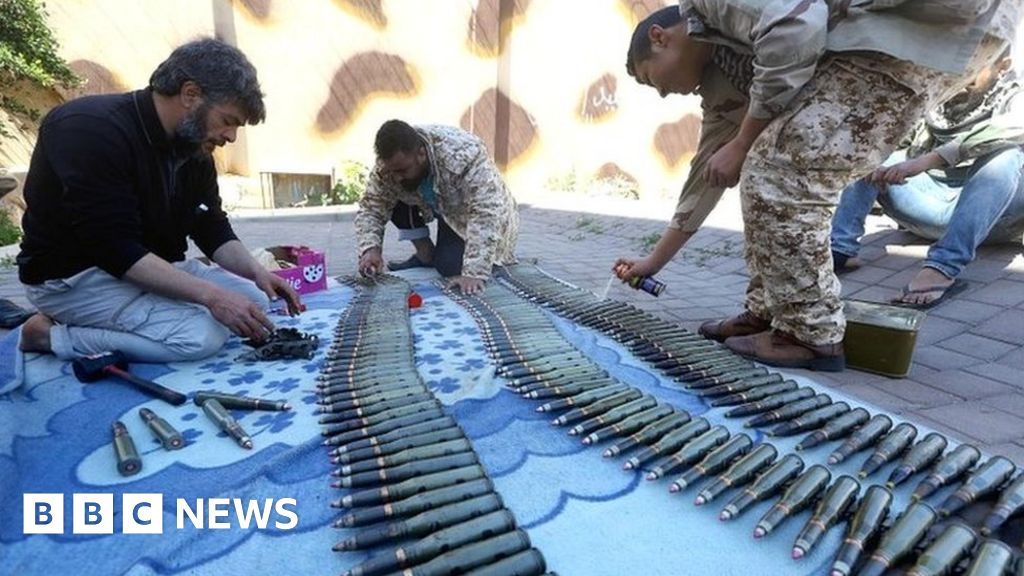 Libya crisis: UN warns attacks on civilians may amount to war crimes