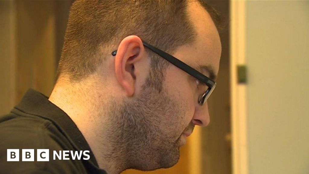 Caerphilly Observer boss: New papers 'good for democracy' - BBC News