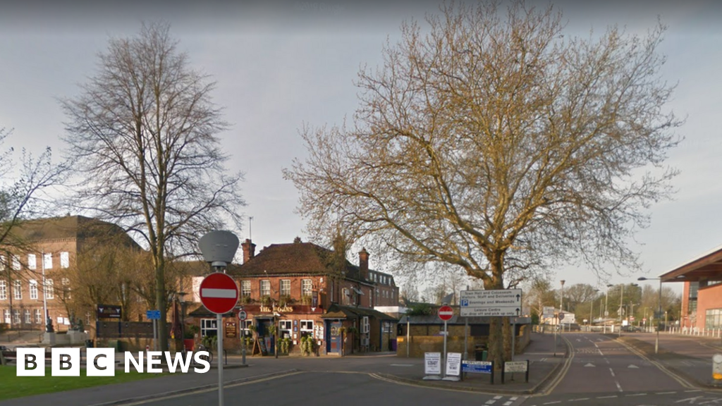 Watford fatal crash: Police 'attempted to stop car'