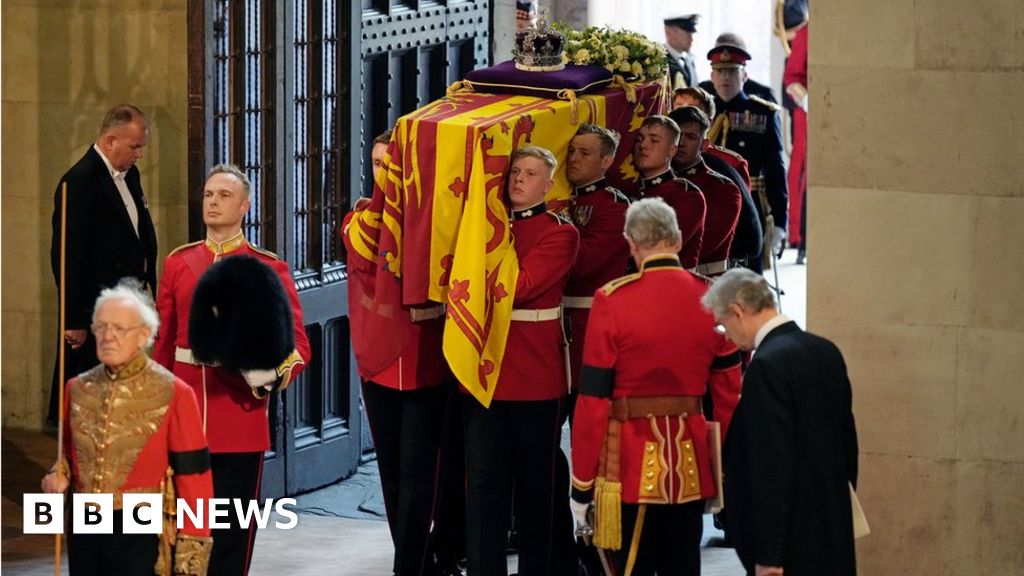 Queen Elizabeth II: Funeral to be shown in South's cinemas and parks ...