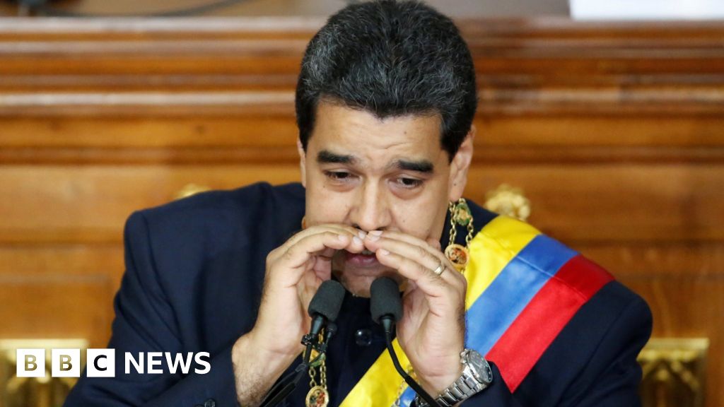 Trump does not rule out military response to Venezuela crisis - BBC News