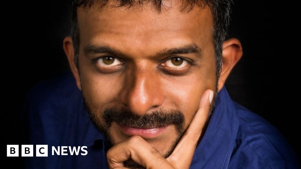 How an Indian maestro is taking classical music to the masses - BBC News