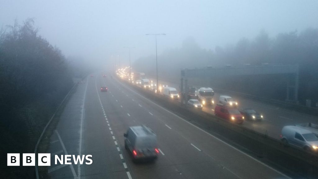 Air pollution 'very high' in England, says Defra - BBC News